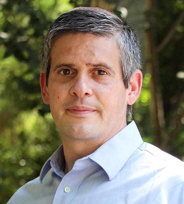 Sara Gonzales-Erhan Forwards a Call for Change - Hispanic Executive