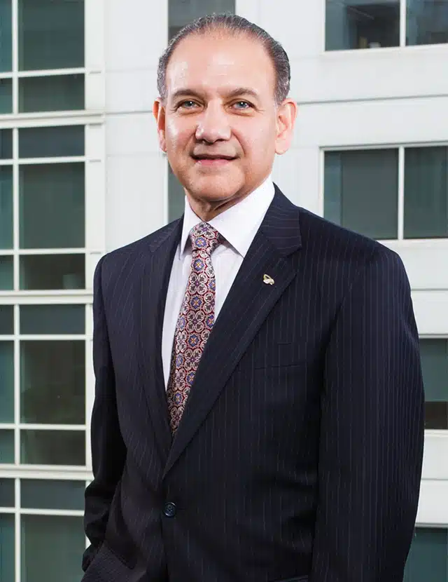 Michael Montelongo Brings Latinos to the Boardroom - Hispanic Executive