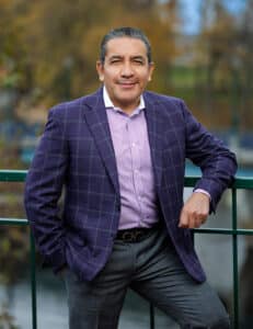Isaac Torres Expands InterCambio Express into California - Hispanic ...